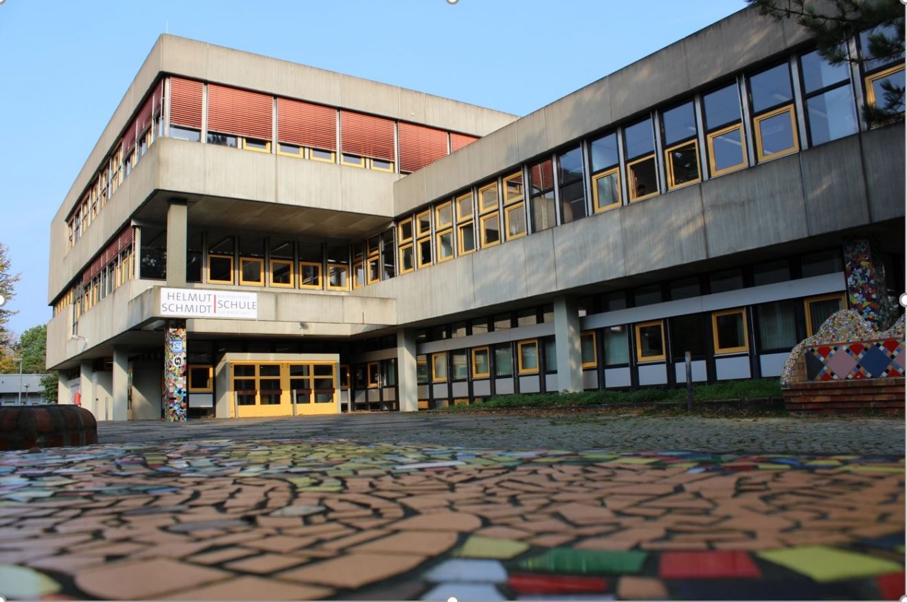 Zertifizierungsfeier zum Europaschul-Titel an der Helmut Schmidt Schule ...